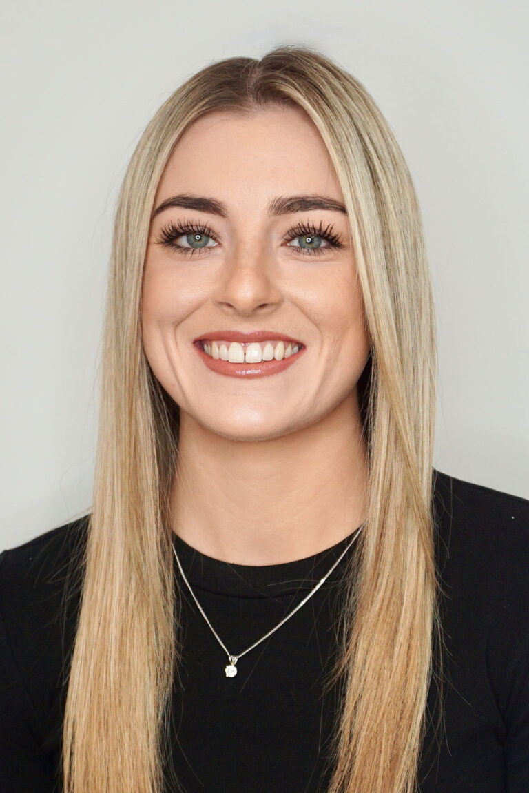 Chloe Hunter – Daniel Granger Hairdressing