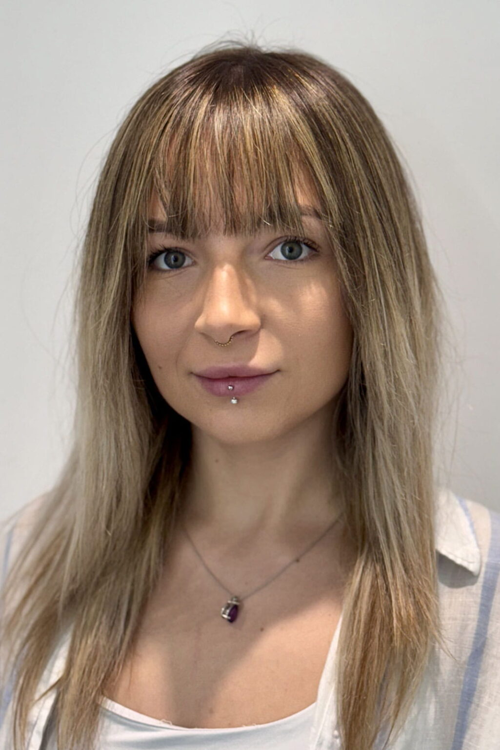 Eliza Nowicka – Daniel Granger Hairdressing
